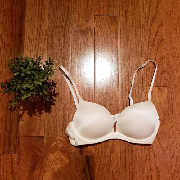 Victoria's Secret | Intimates & Sleepwear | 525 Victoria Secret Size 32 ...